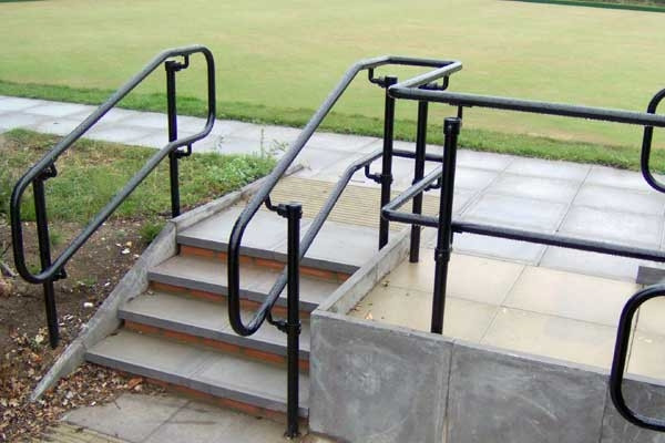 DDA compliant handrail resources - Simplified Safety