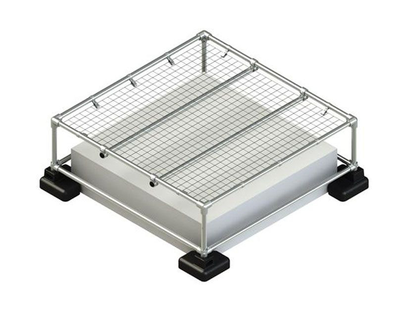 Freestanding skylight railing with mesh - Simplified Safety