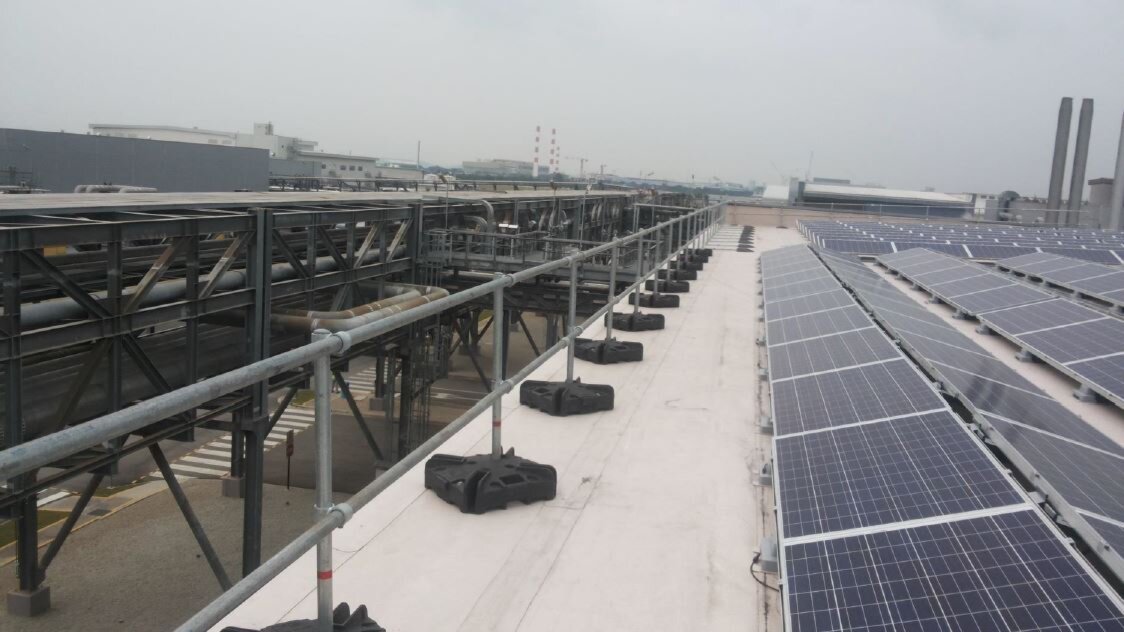 KeeGuard Premium Roof Edge Guardrail - Simplified Safety