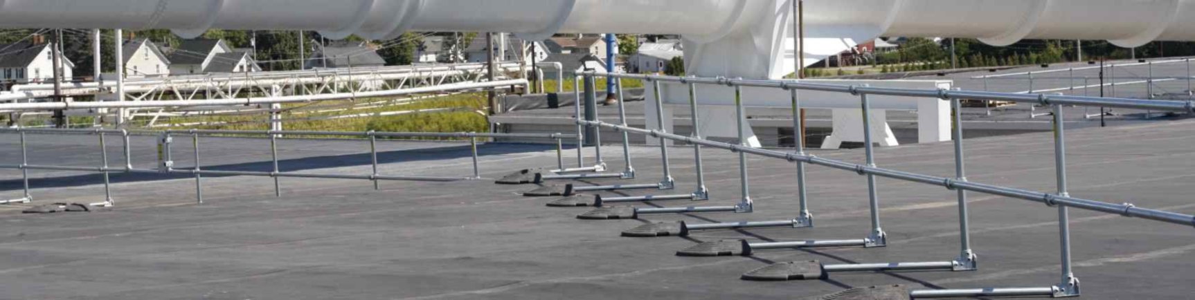 KeeGuard free standing handrail for flat roofs - Simplified Safety