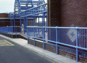 Ground based handrail systems - Simplified Safety