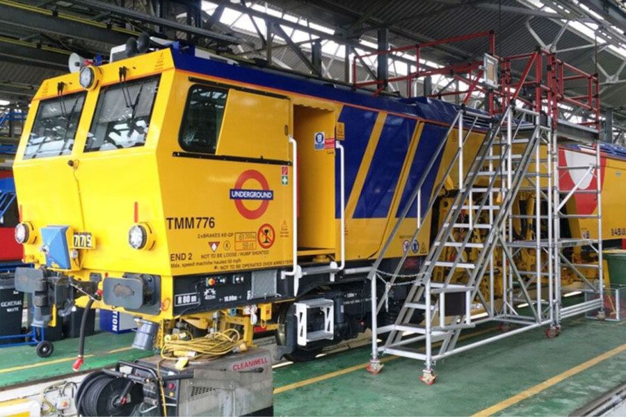 Step over platforms for any industry | Get a quote - Simplified Safety