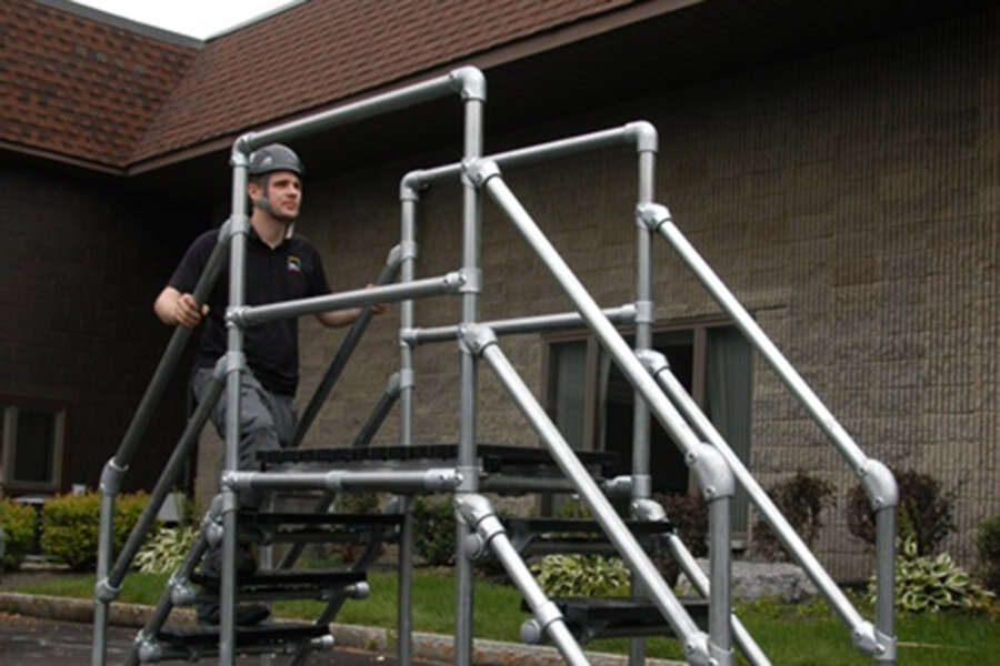 Step over platforms for any industry | Get a quote - Simplified Safety