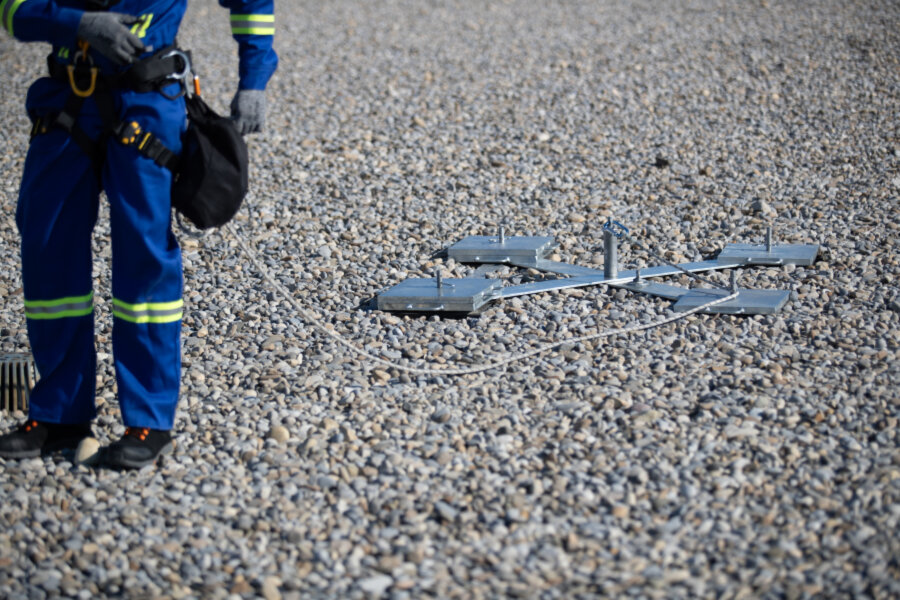 Kee Anchor: Portable Roof Man Anchor - Simplified Safety