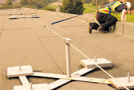 Kee Anchor: Portable Roof Man Anchor - Simplified Safety