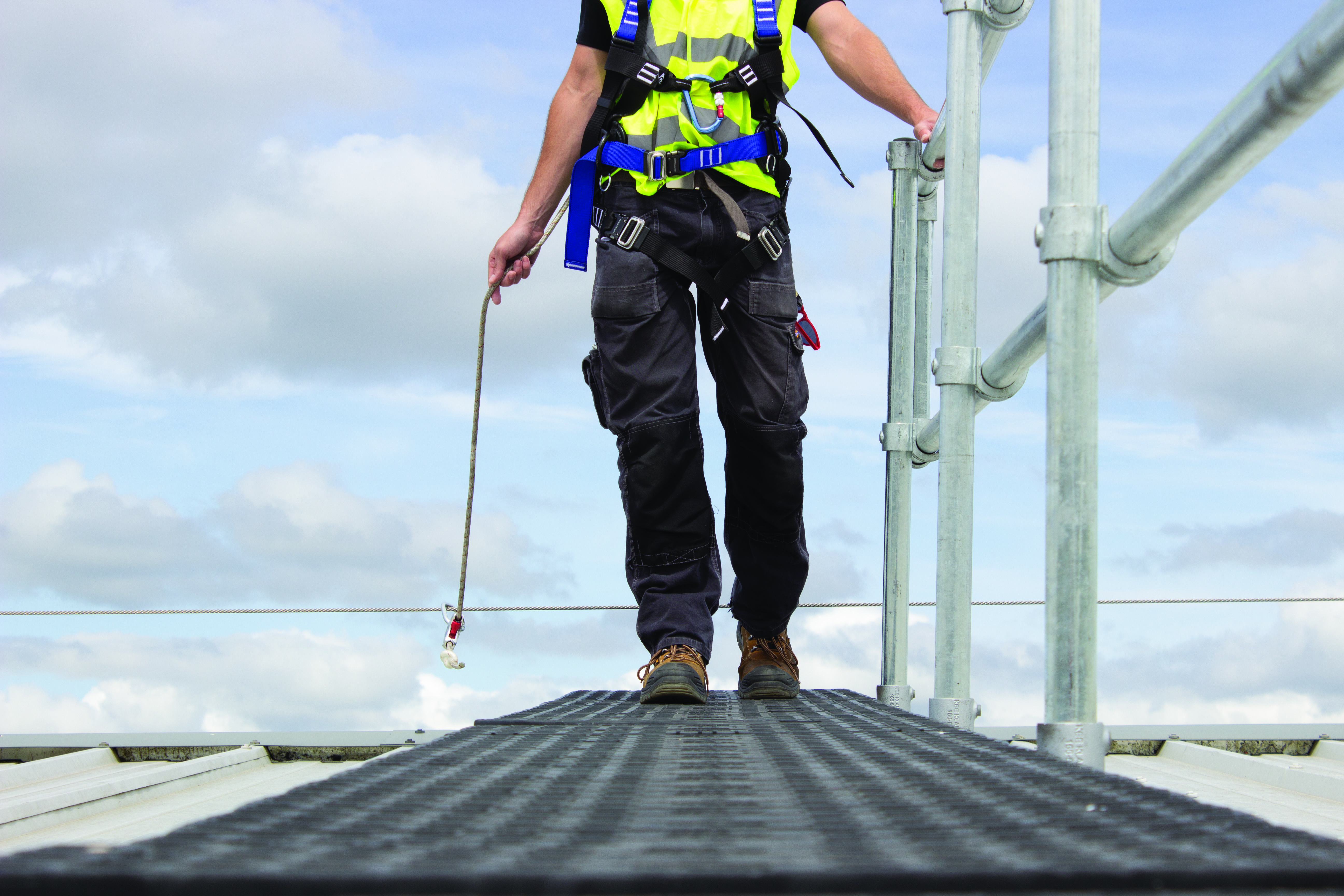 Kee Walk: Safe & Versatile Roof Access - Simplified Safety